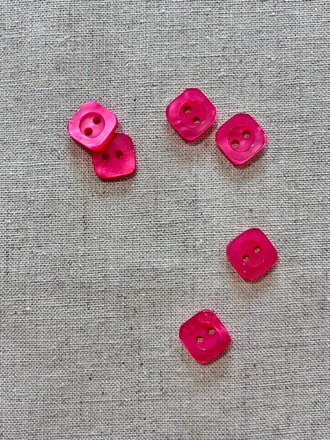02-2407 End of Line Square Pink Button - 20L x 6 – Button-Company