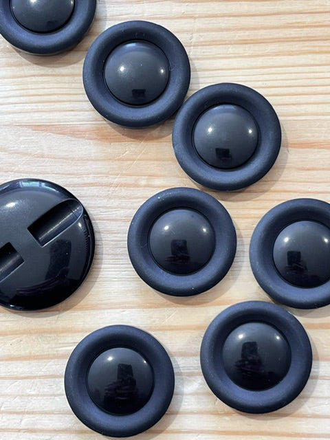 02-2544 End of Line DTM Black Coat Button – Button-Company