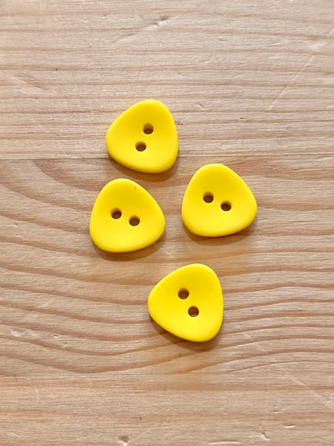 27-K160 Yellow Triangle Button - 24L – Button-Company