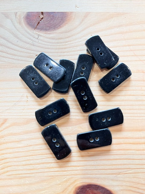 27-M104 Rectangle Jacket Button - 40L – Button-Company