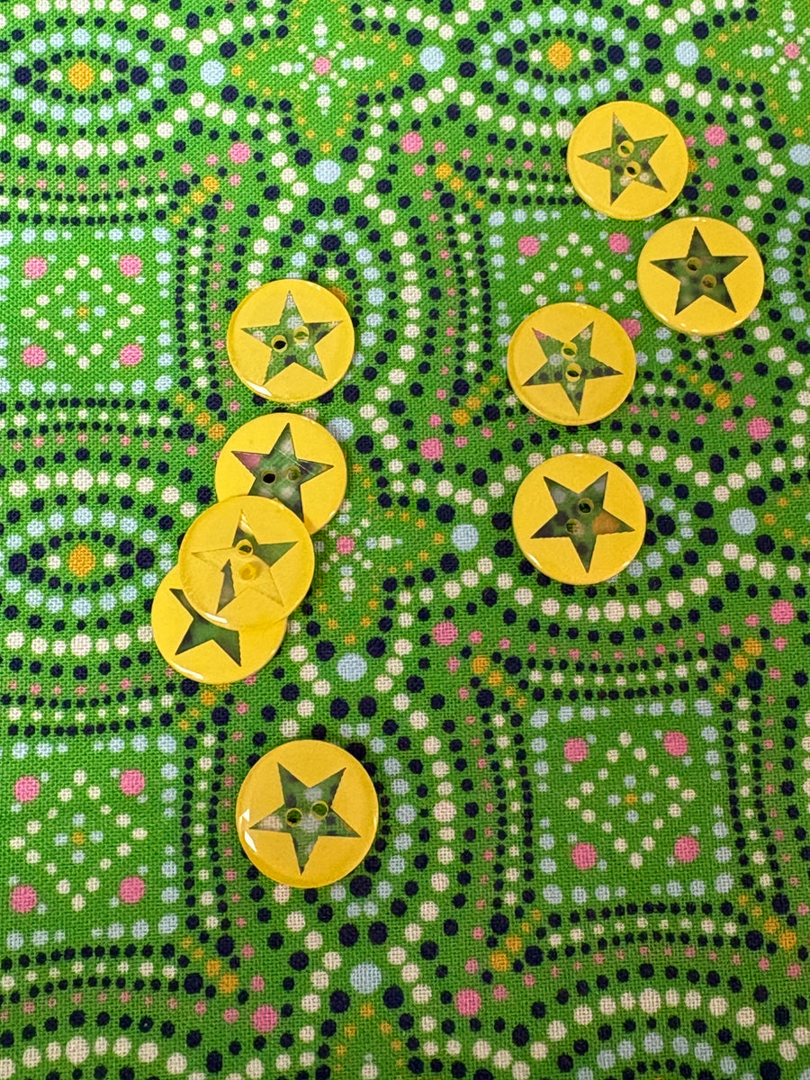 63-55561 Yellow Star Button 24L x 1 – Button-Company