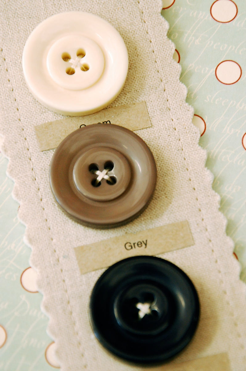04-B5000 Chunky Coat Button - 54L - Cream – Button-Company