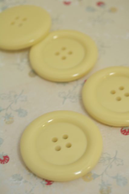 32-8425 Ring Edge Button - Lemon – Button-Company